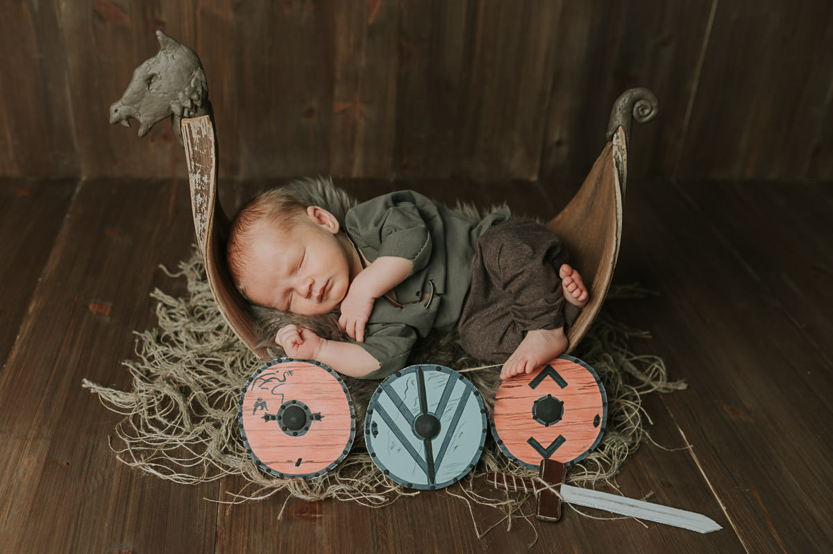Viking theme newborn photoshoot - Norway newborn photographer